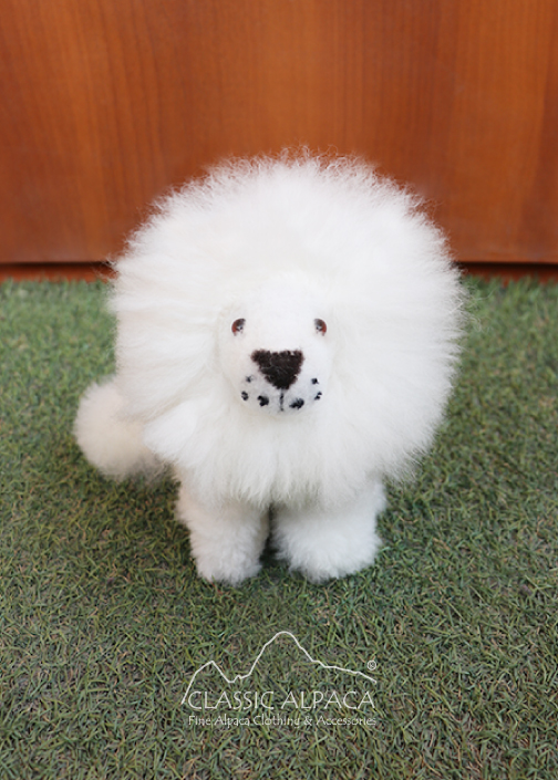 Alpaca Teddies: Baby Alpaca Fur-Cushing Lion Ornament 8 inches